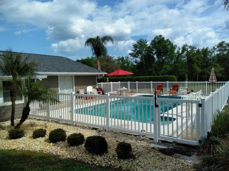 Free Estimate - AAA Fence